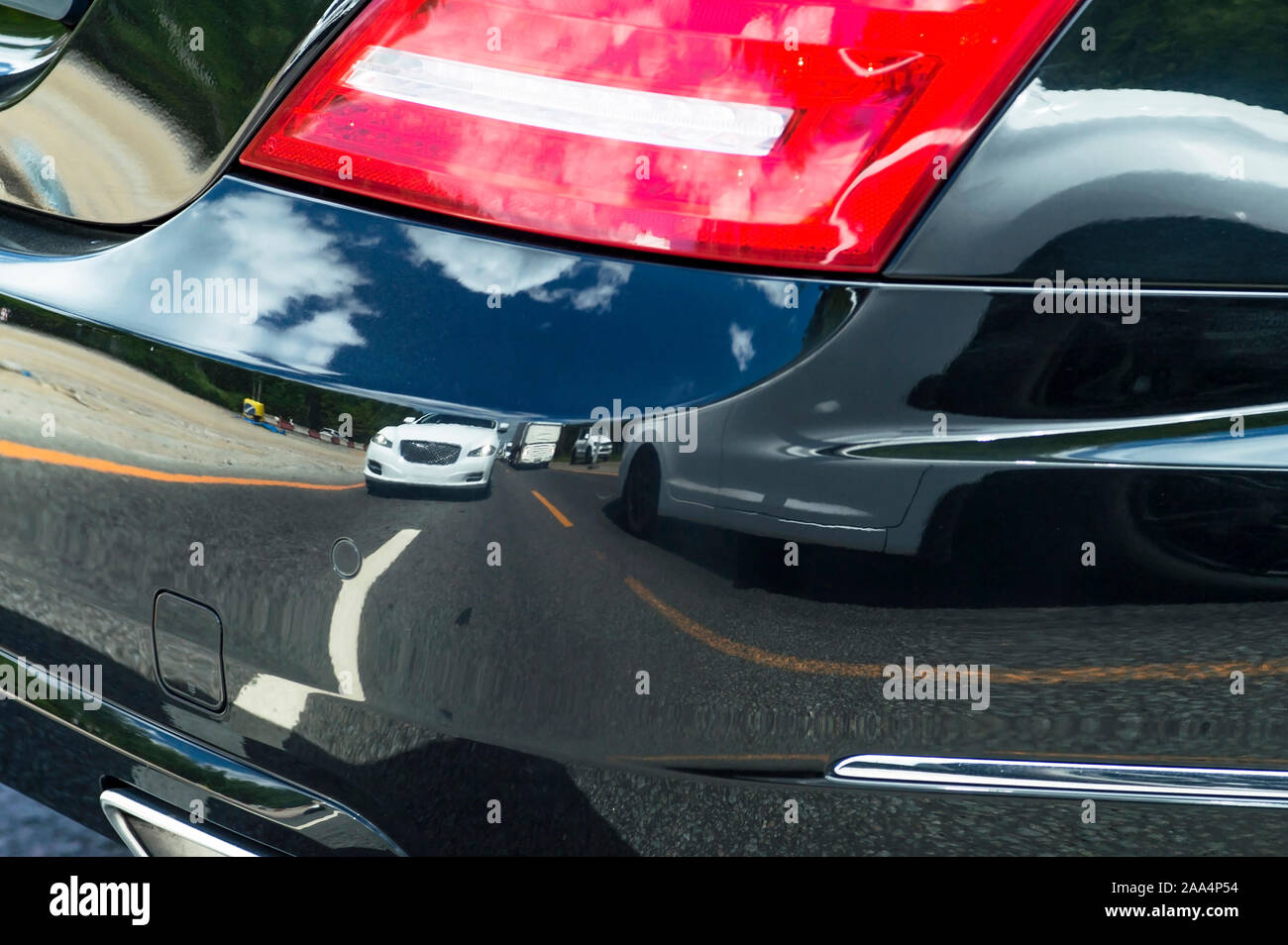 Distortions hi-res stock photography and images - Alamy