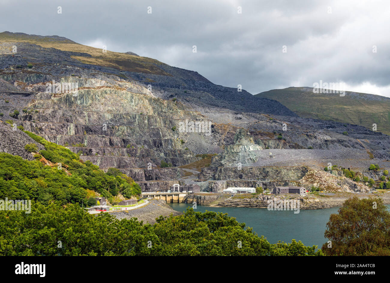 Dinorwic slate quarry hi-res stock photography and images - Alamy