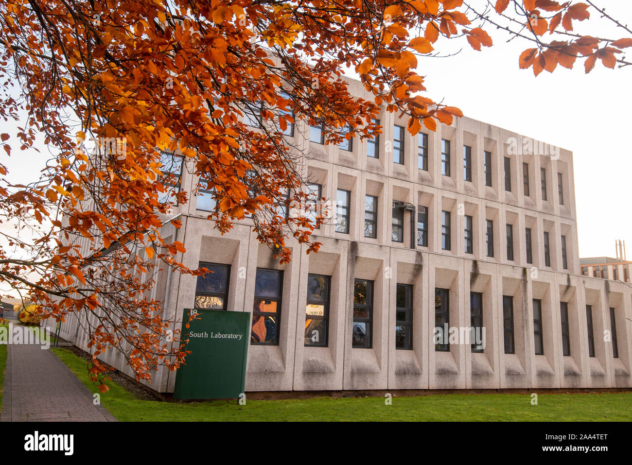 Autumn morning at the South Laboratory on the Sutton Bonington Campus ...