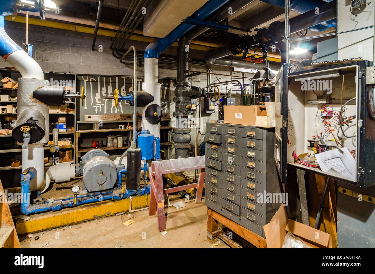 Interior of evergreen park plaza hi-res stock photography and images ...