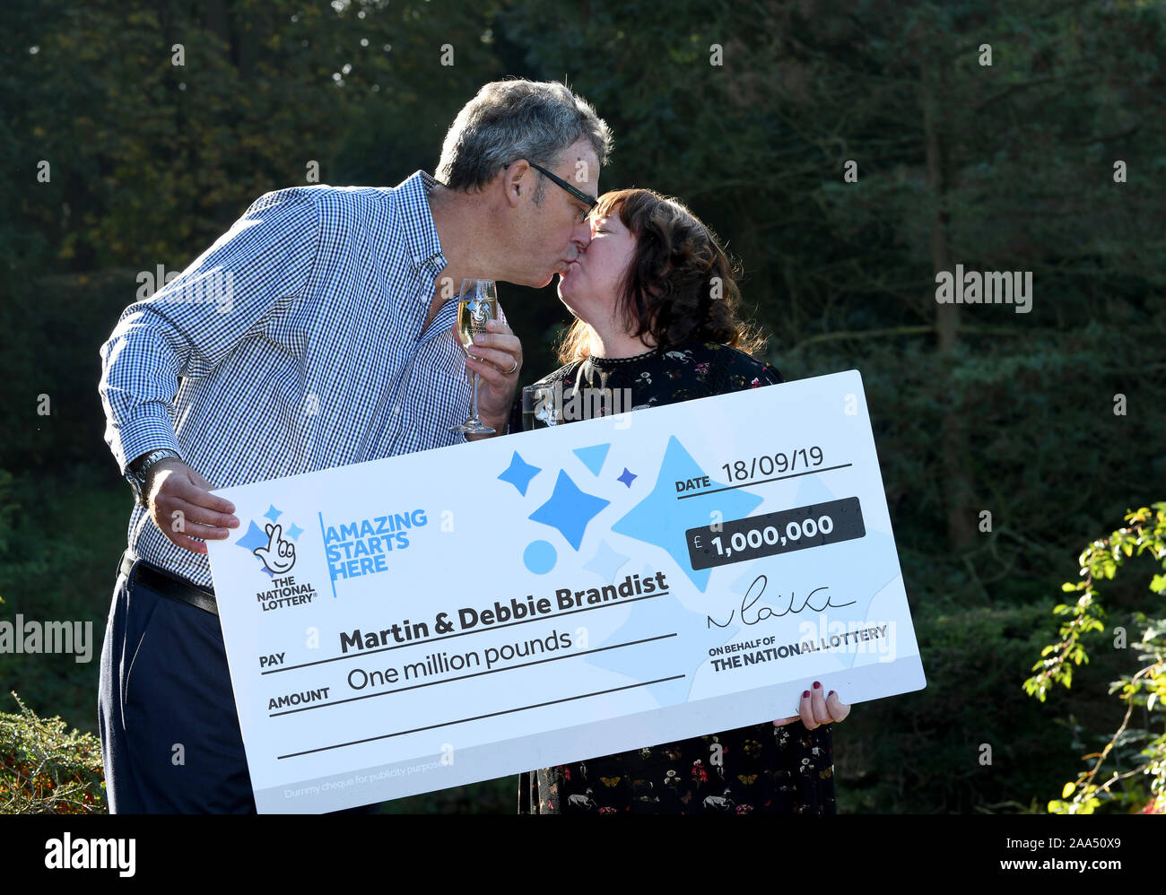 Lucky couple Martin and Debbie Brandist from Nuneaton, Warwickshire ...