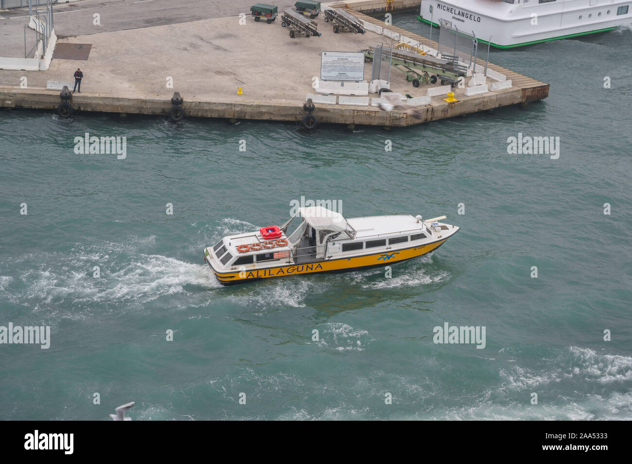 Alilaguna hi-res stock photography and images - Alamy