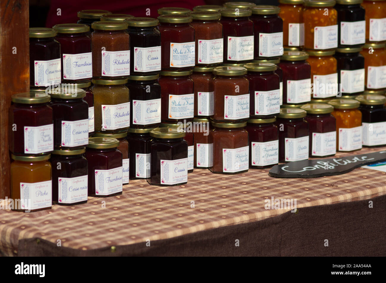 Jam jars display market hi-res stock photography and images - Alamy