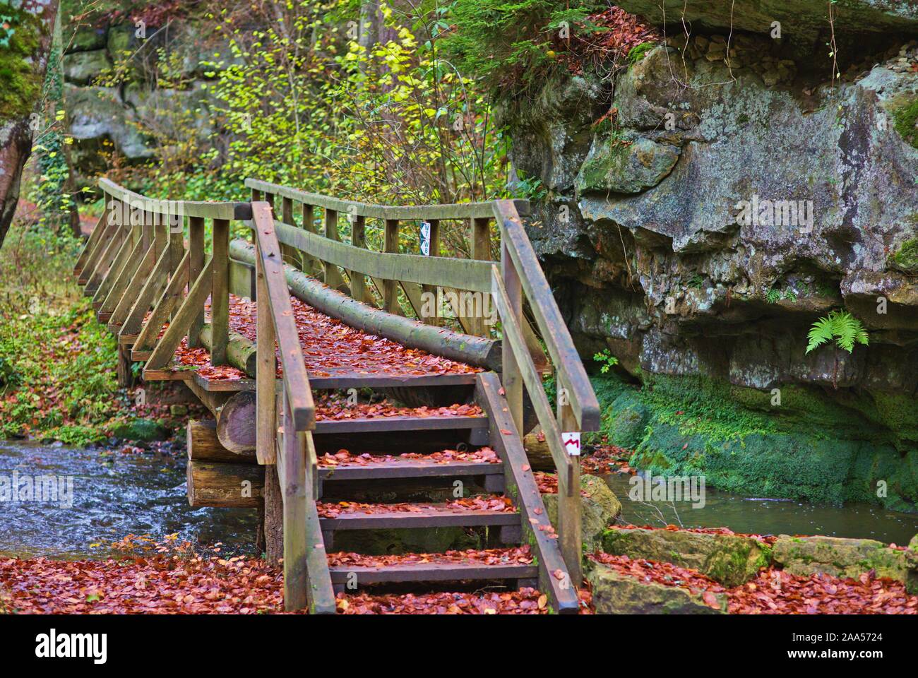 Red bridge luxembourg hi-res stock photography and images - Alamy