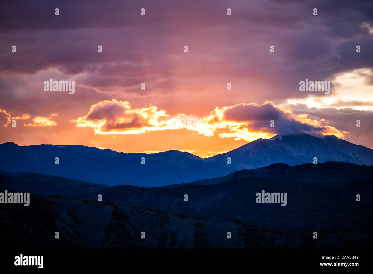 Sunbeam beam hi-res stock photography and images - Alamy
