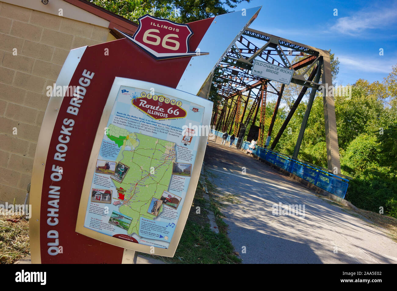 Old Chain of Rocks Bridge over the Mississippi River with notable bend ...