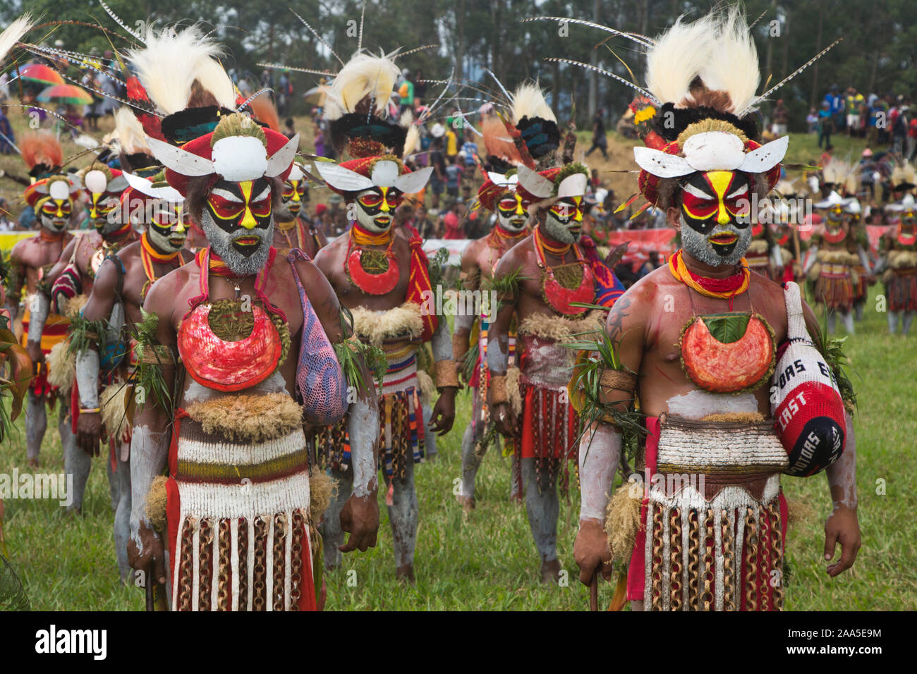 Singsing group in formation Stock Photo - Alamy