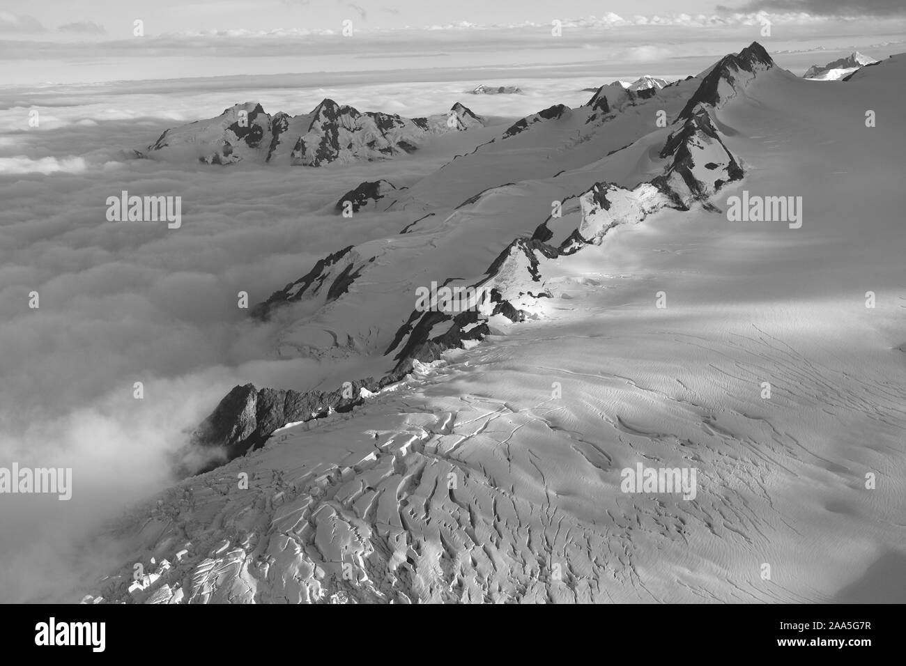 Monochromatic scenery hi-res stock photography and images - Alamy