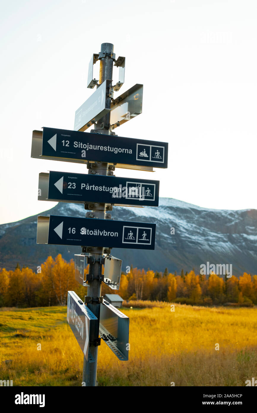 Kungsleden signs hi-res stock photography and images - Alamy