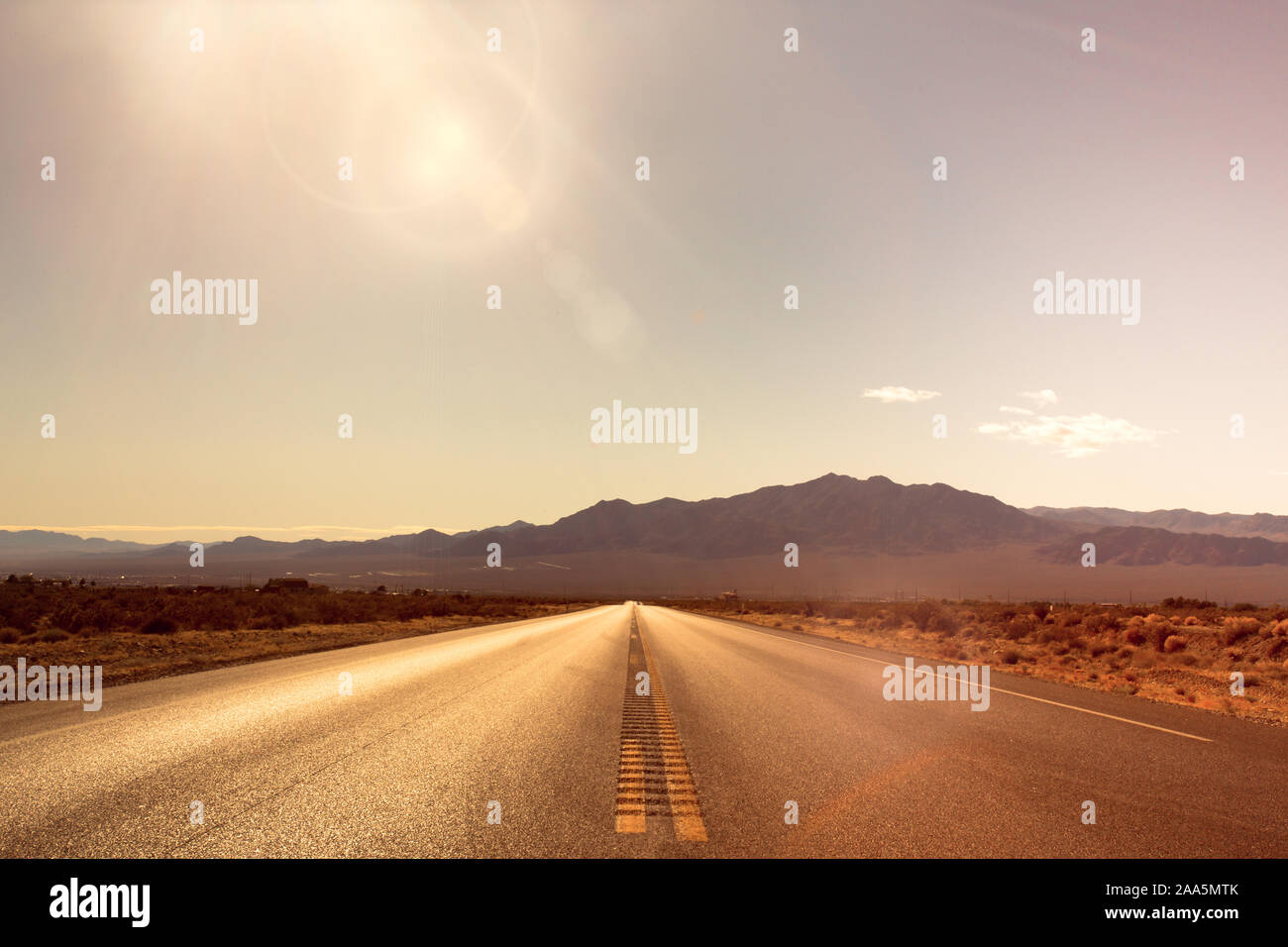 Highway vignettes hi-res stock photography and images - Alamy