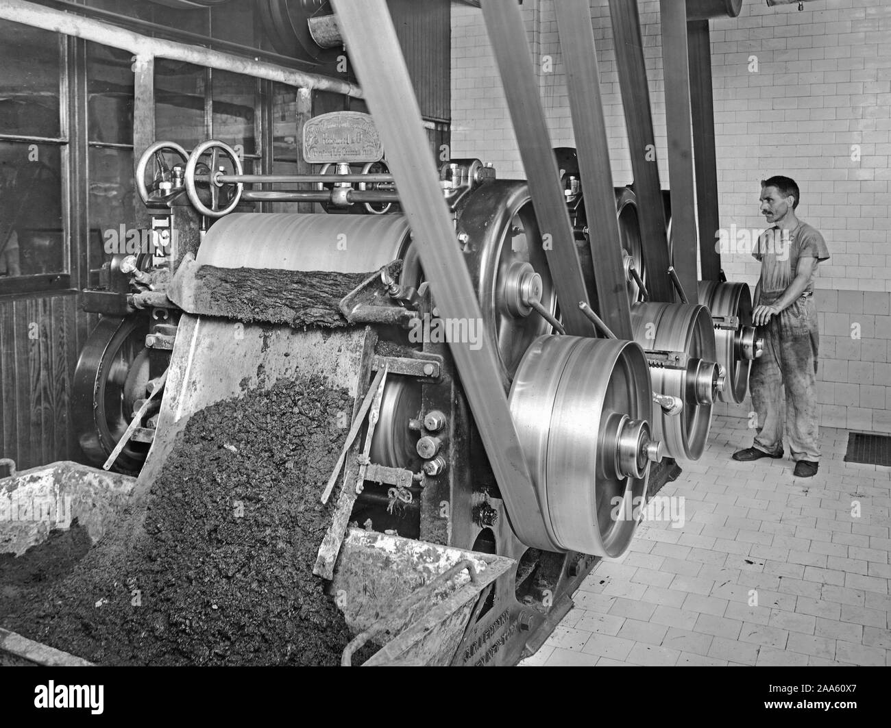 1910s candy making hi-res stock photography and images - Alamy