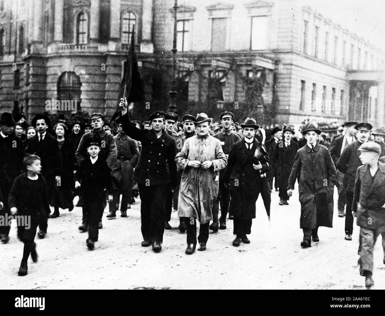Reichstag building during war Black and White Stock Photos & Images - Alamy