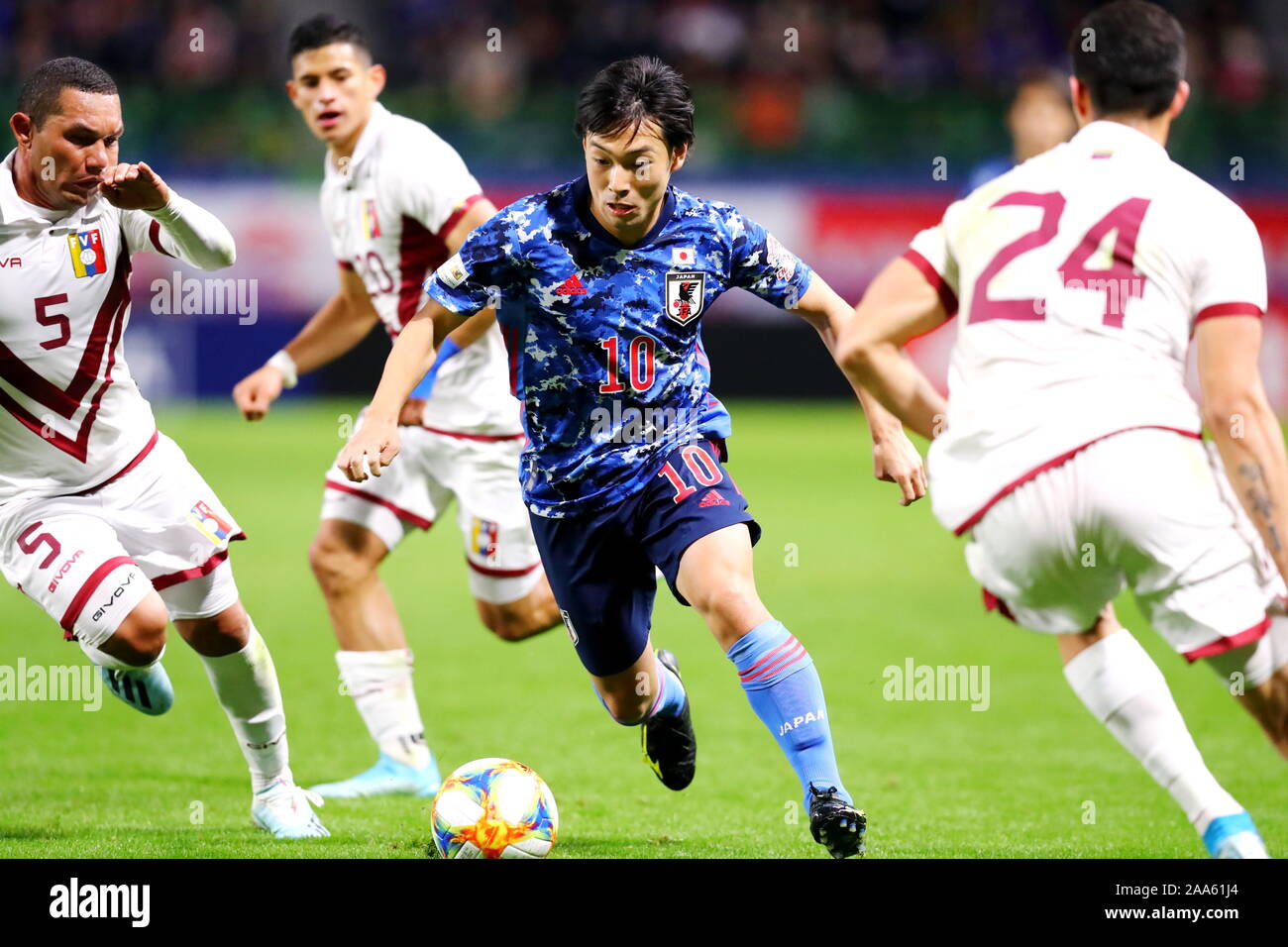 Osaka, Japan. 19th Nov, 2019. Shoya Nakajima (JPN) Football/Soccer : KIRIN Challenge Cup 2019 ...