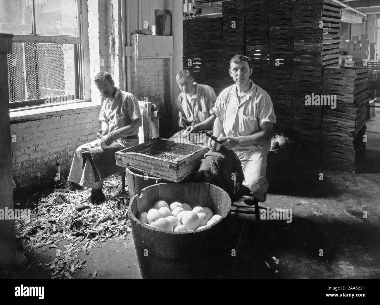 Early 1900s making candy hi-res stock photography and images - Alamy