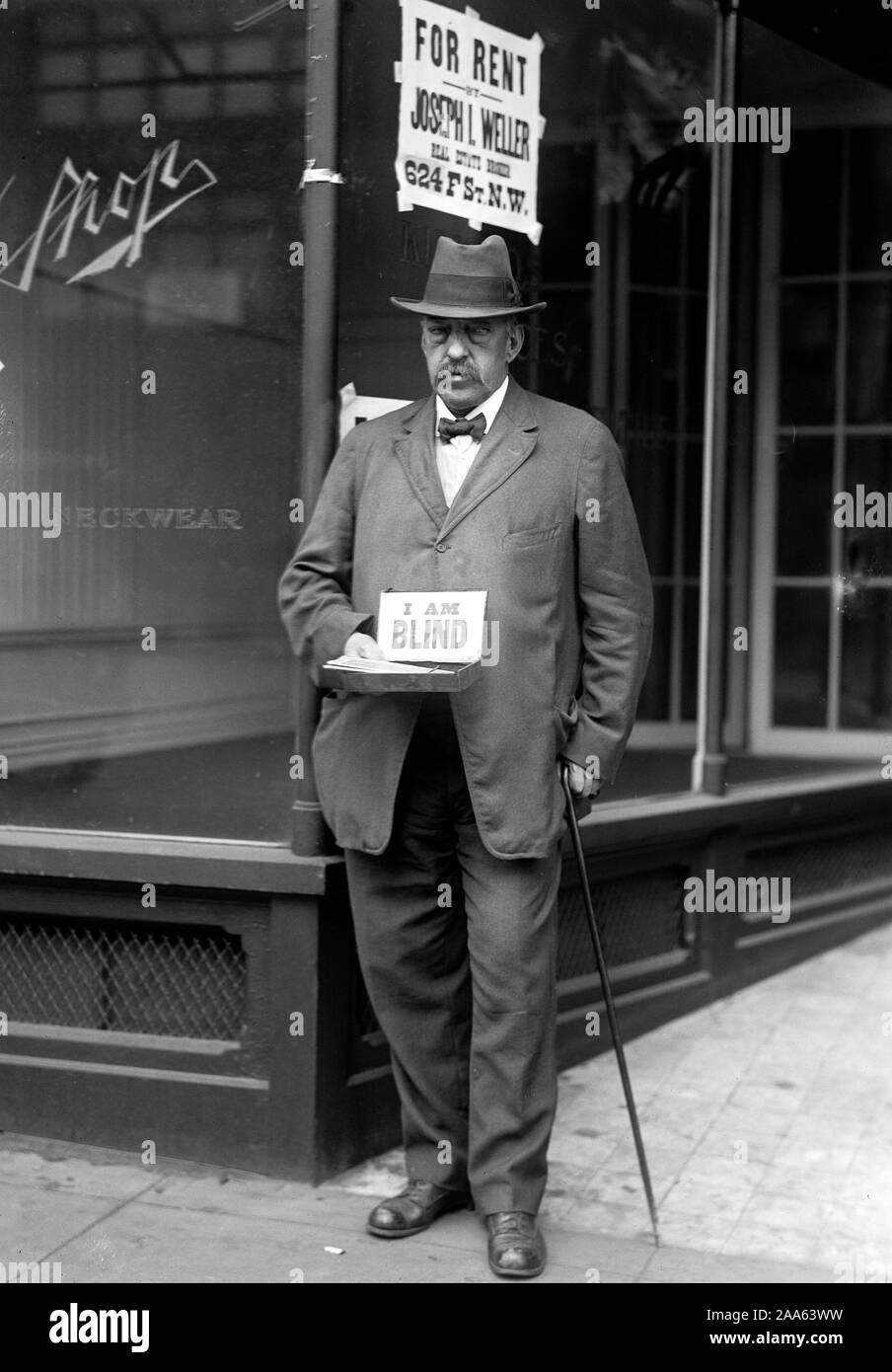 Archival panhandling hi-res stock photography and images - Alamy Archival panhandling hi-res stock photography and images - Alamy