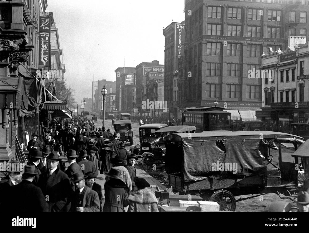 Street scene, Washington, D.C. ca. 1913-1918 Stock Photo - Alamy Street scene, Washington, D.C. ca. 1913-1918 Stock Photo - Alamy