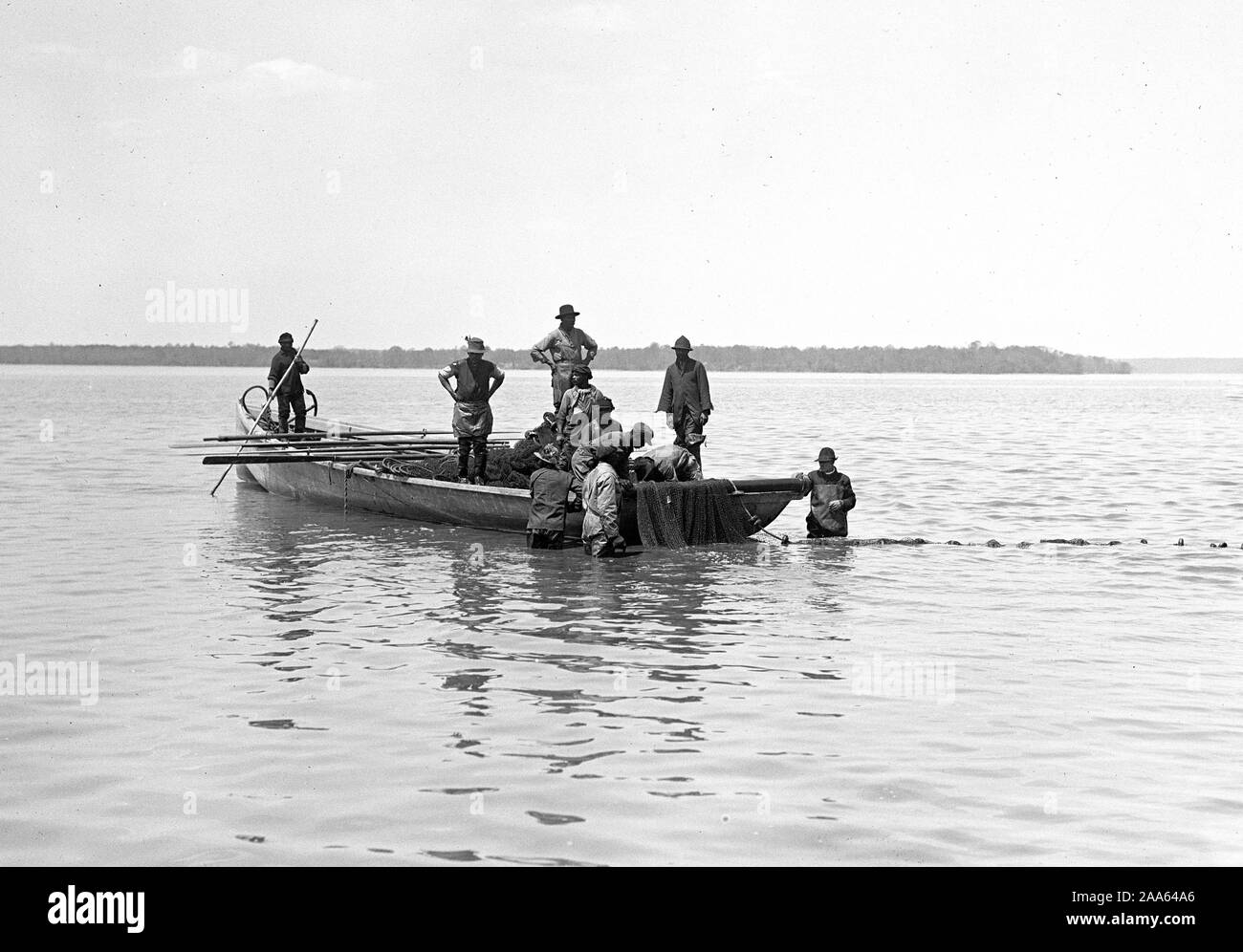 Early 1900s fishing hi-res stock photography and images - Alamy