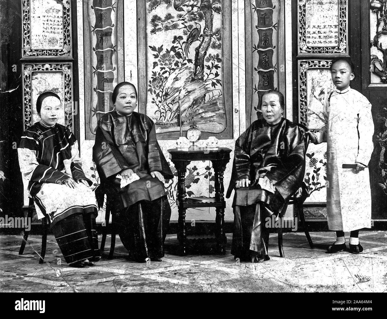 Boy library 1900s hi-res stock photography and images - Alamy