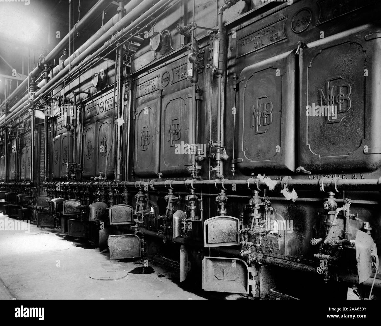 Standard oil company historical hi-res stock photography and images - Alamy