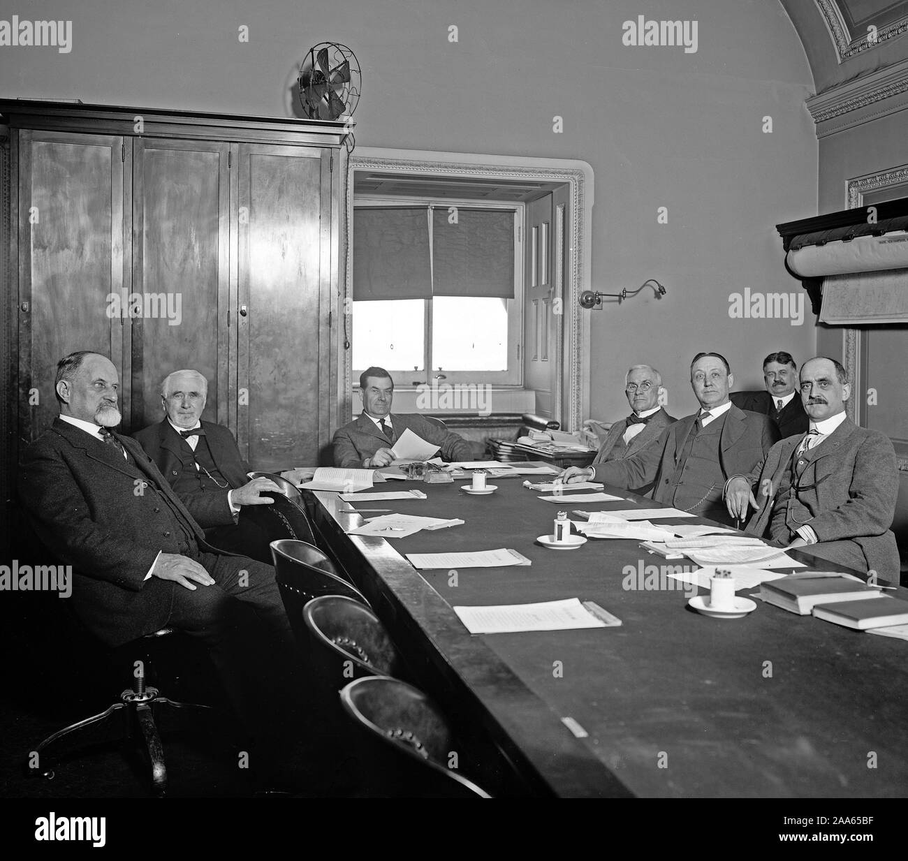 Senate commerce committee hi-res stock photography and images - Alamy