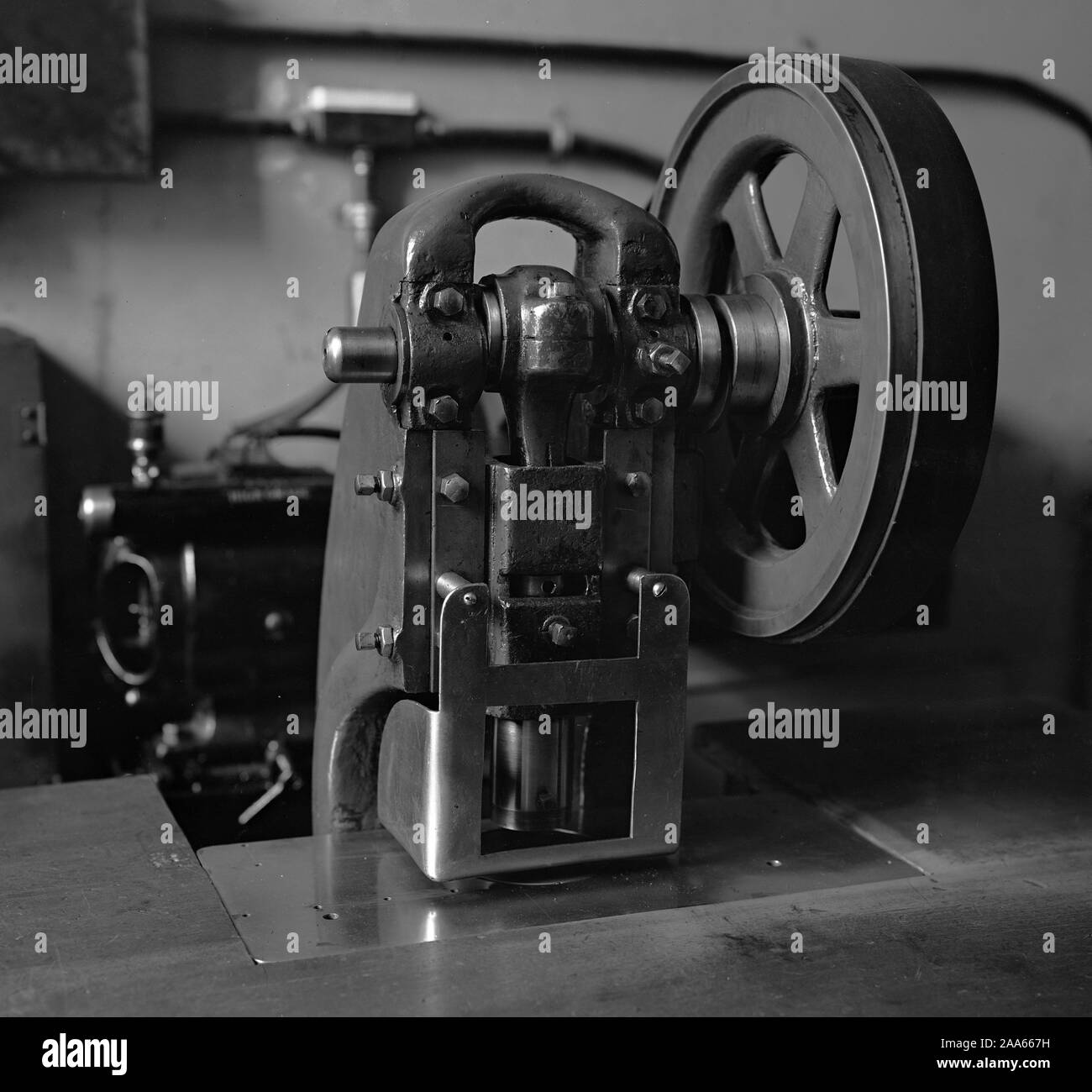 Stamping machine hi-res stock photography and images - Alamy