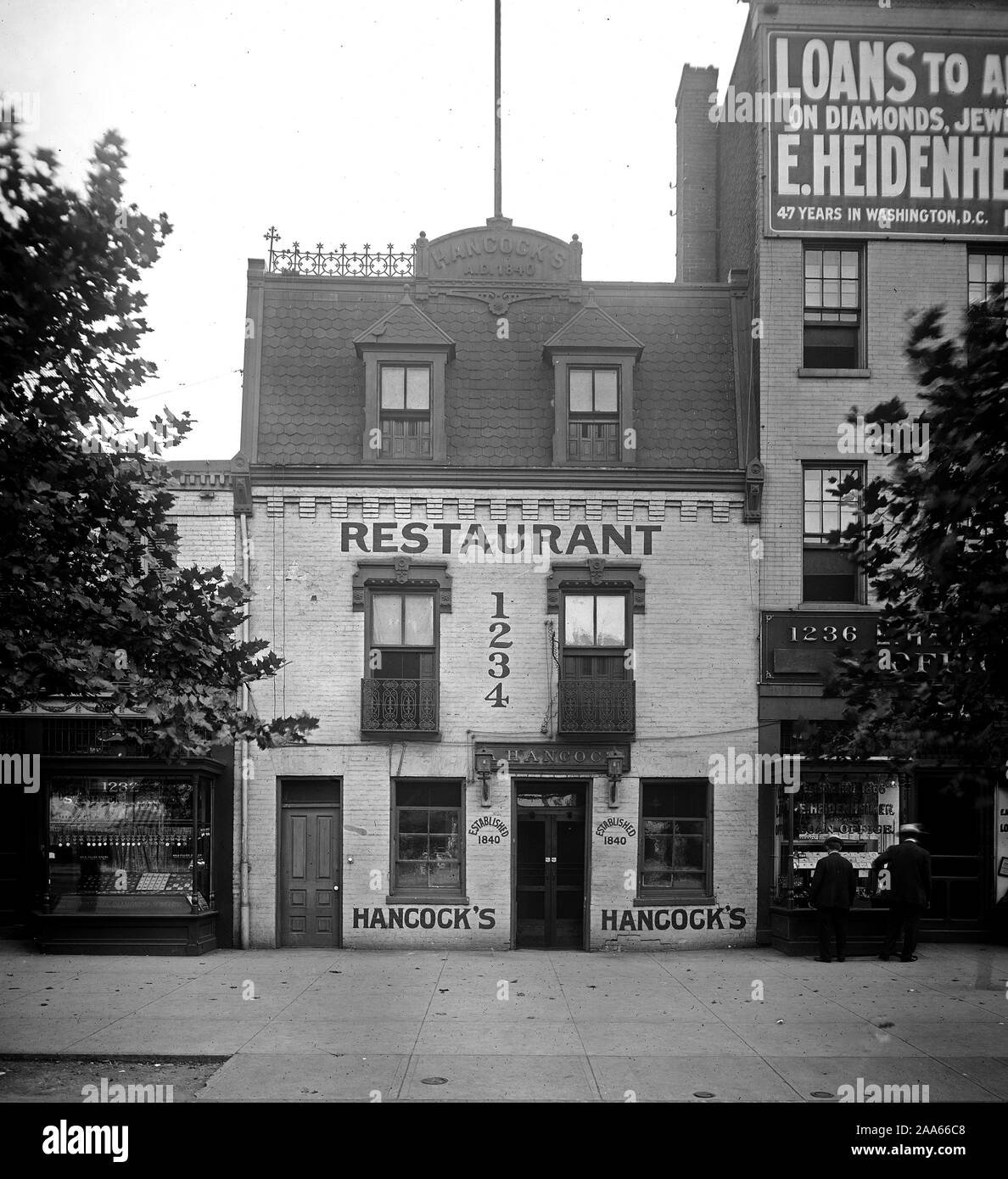 Early 1900s luxury resturants hi-res stock photography and images - Alamy