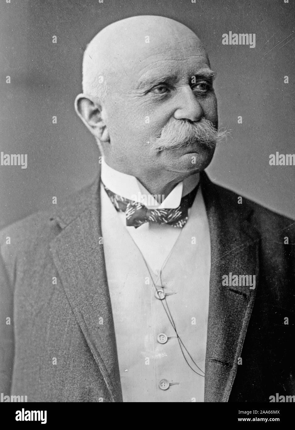 Zeppelin airship company ferdinand von zeppelin hi-res stock ...