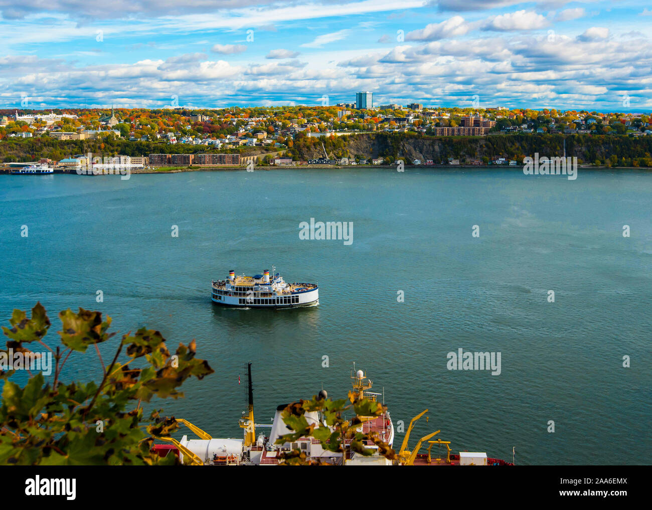 St lawrence river old quebec hi-res stock photography and images - Alamy