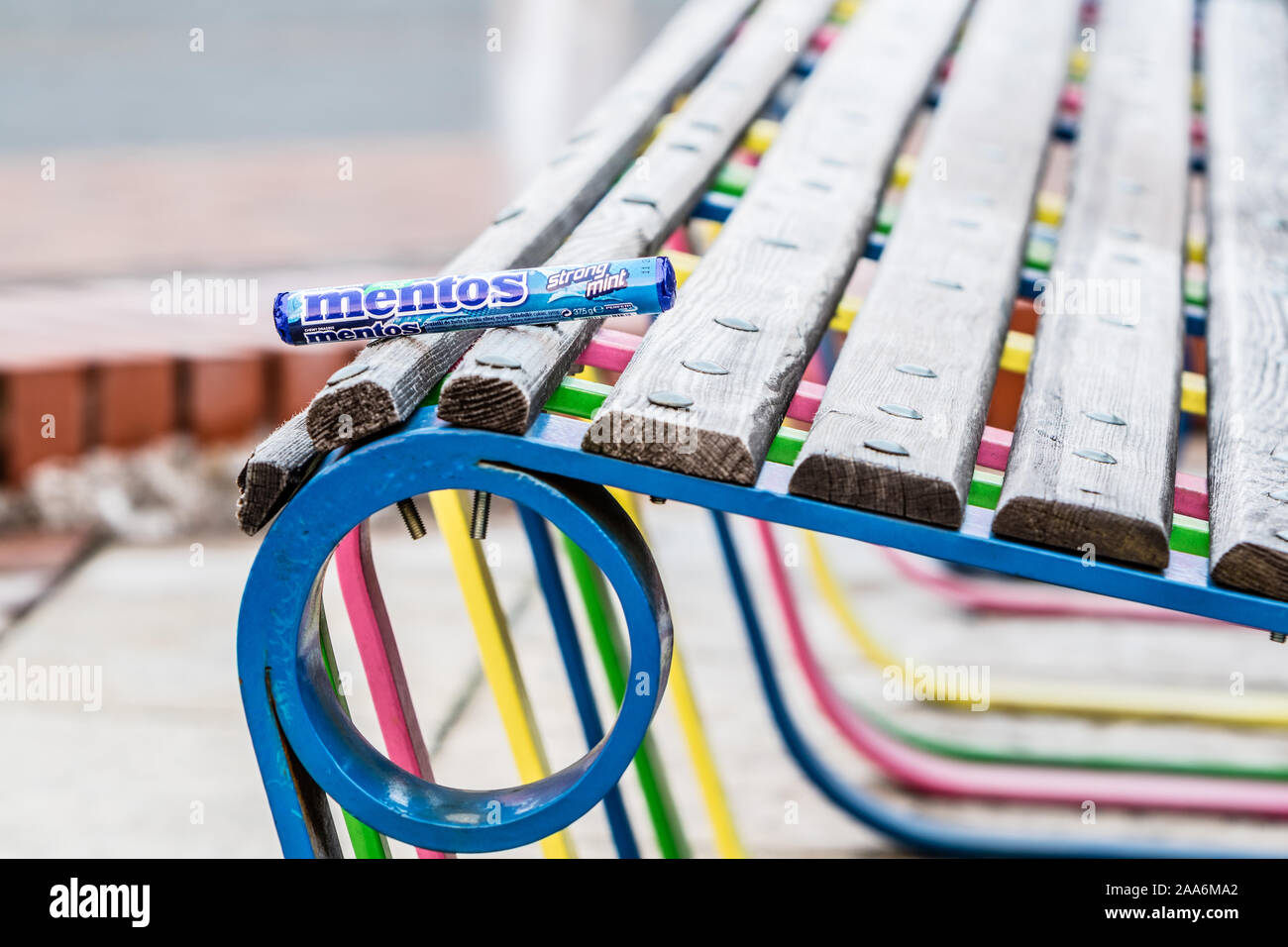 Mentos Chevy Mints, chewy dragees that provides the benefit of minty ...