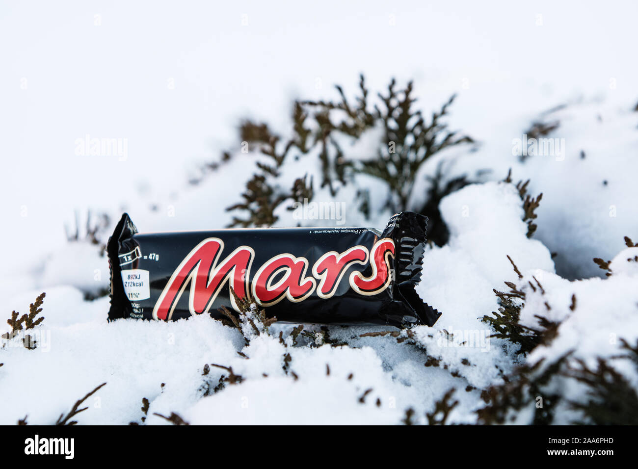 Closeup of Mars candy chocolate bar, winter, snow Stock Photo - Alamy