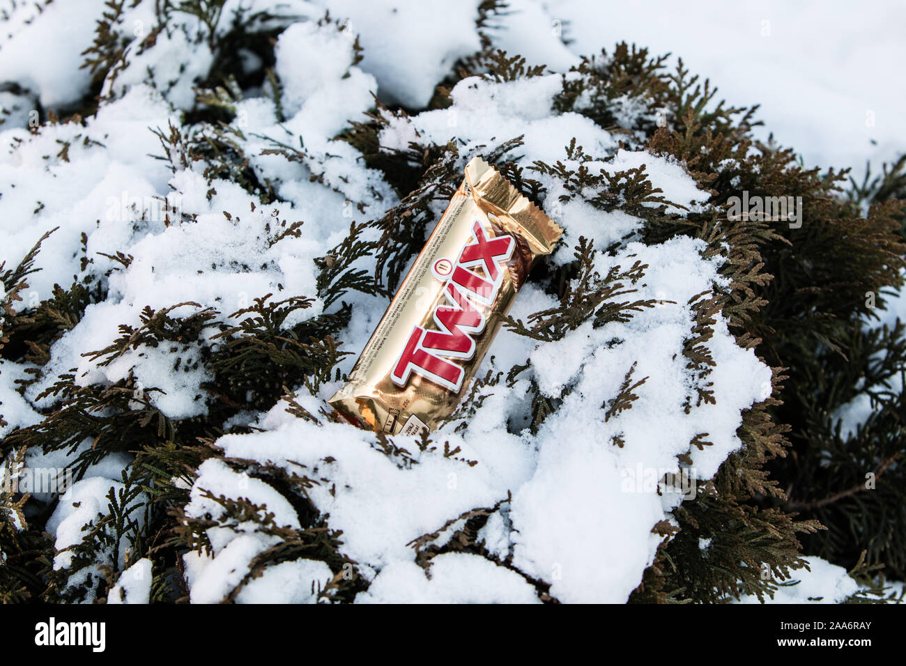 Snow brand and milk hi-res stock photography and images - Alamy