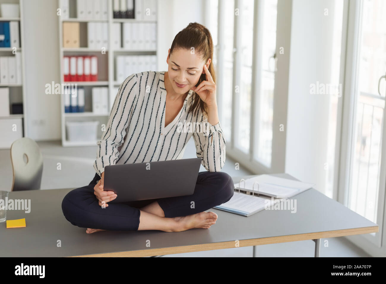 Barefoot worker hi-res stock photography and images - Alamy