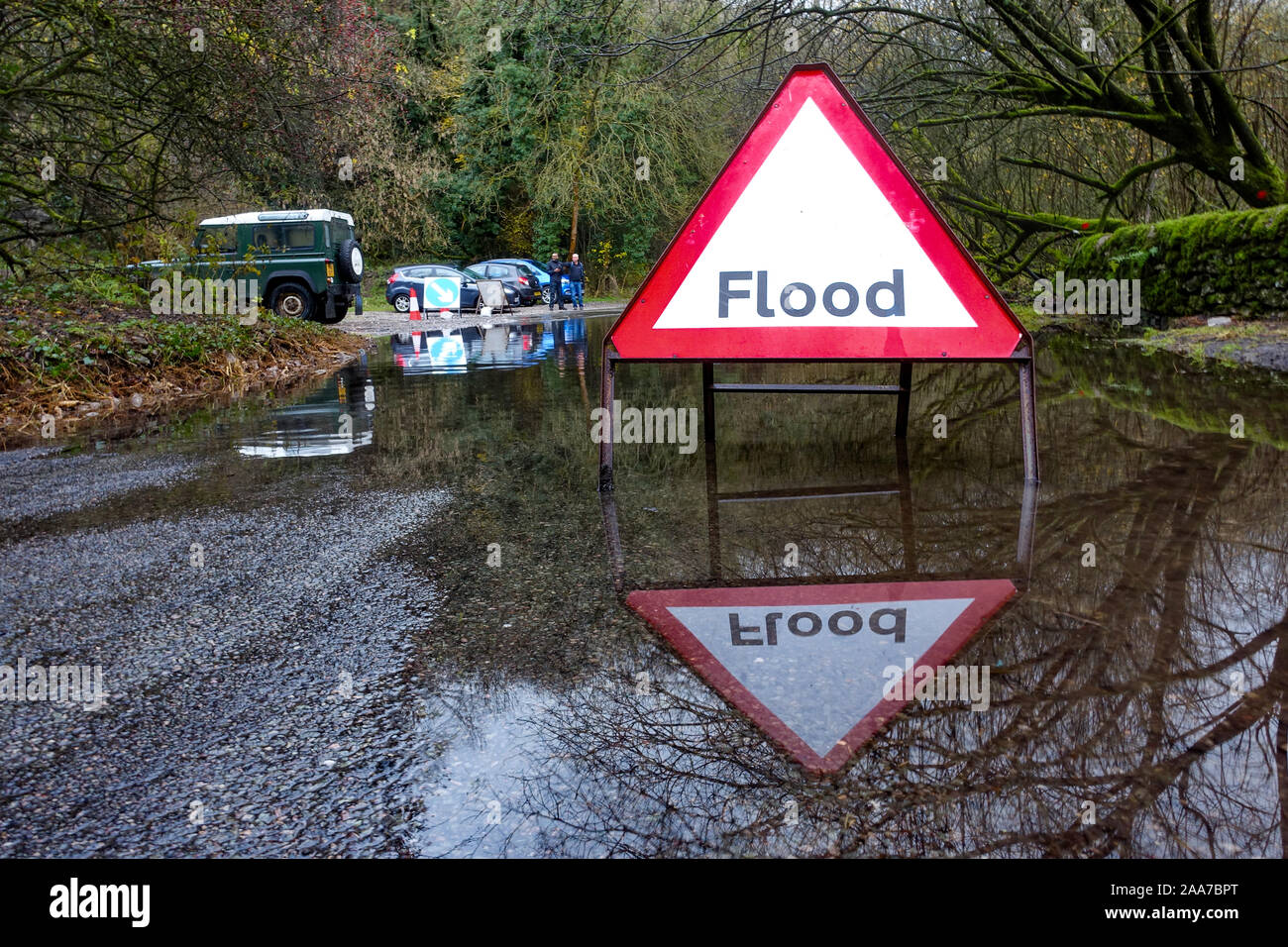 Road flood sign Stock Photo - Alamy
