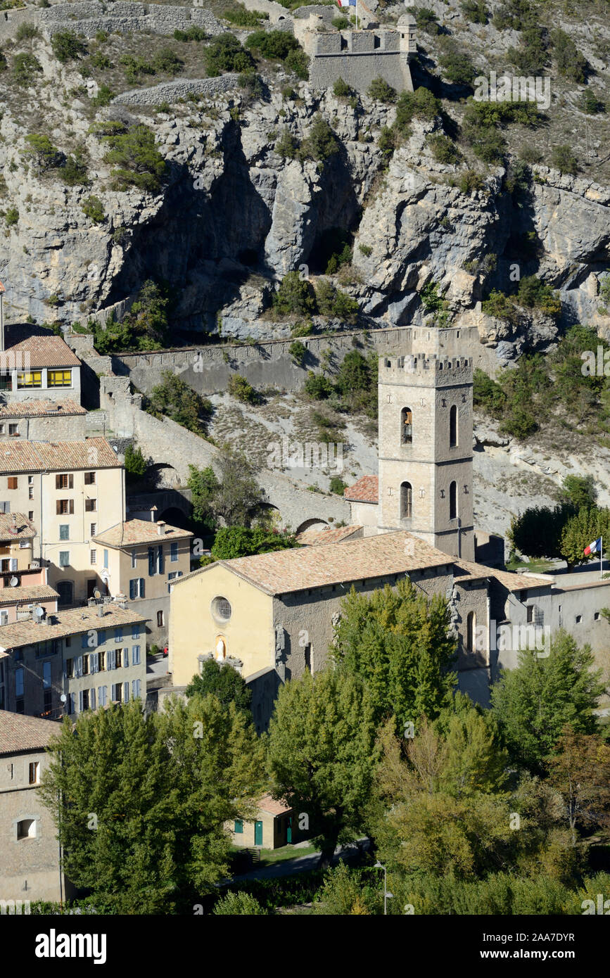 Entrevaux Cathedral (1609-1630) of Notre-Dame-de-l'Assomption Entrevaux ...