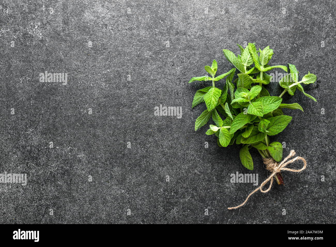 Bunch of mint leaves hi-res stock photography and images - Alamy