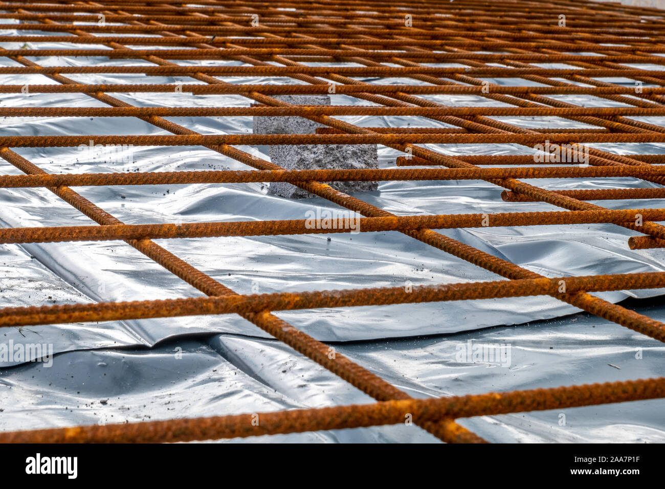 Metal reinforcement grid and wood frame for reinforced concrete ...