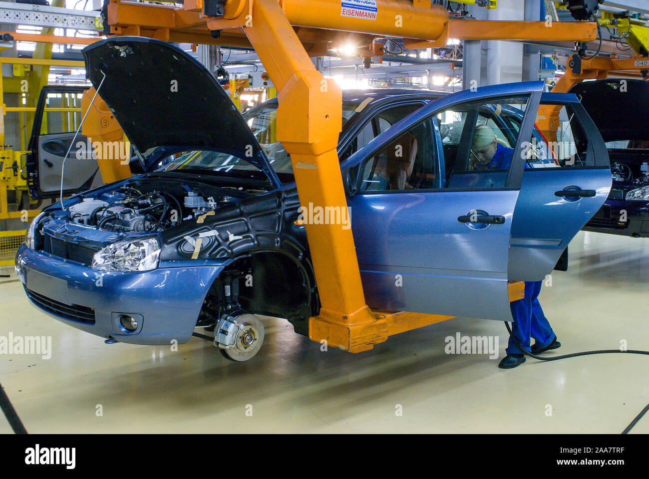 Avtovaz renault hi-res stock photography and images - Alamy