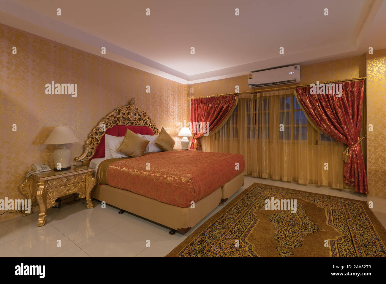 Sample bedroom hi-res stock photography and images - Alamy