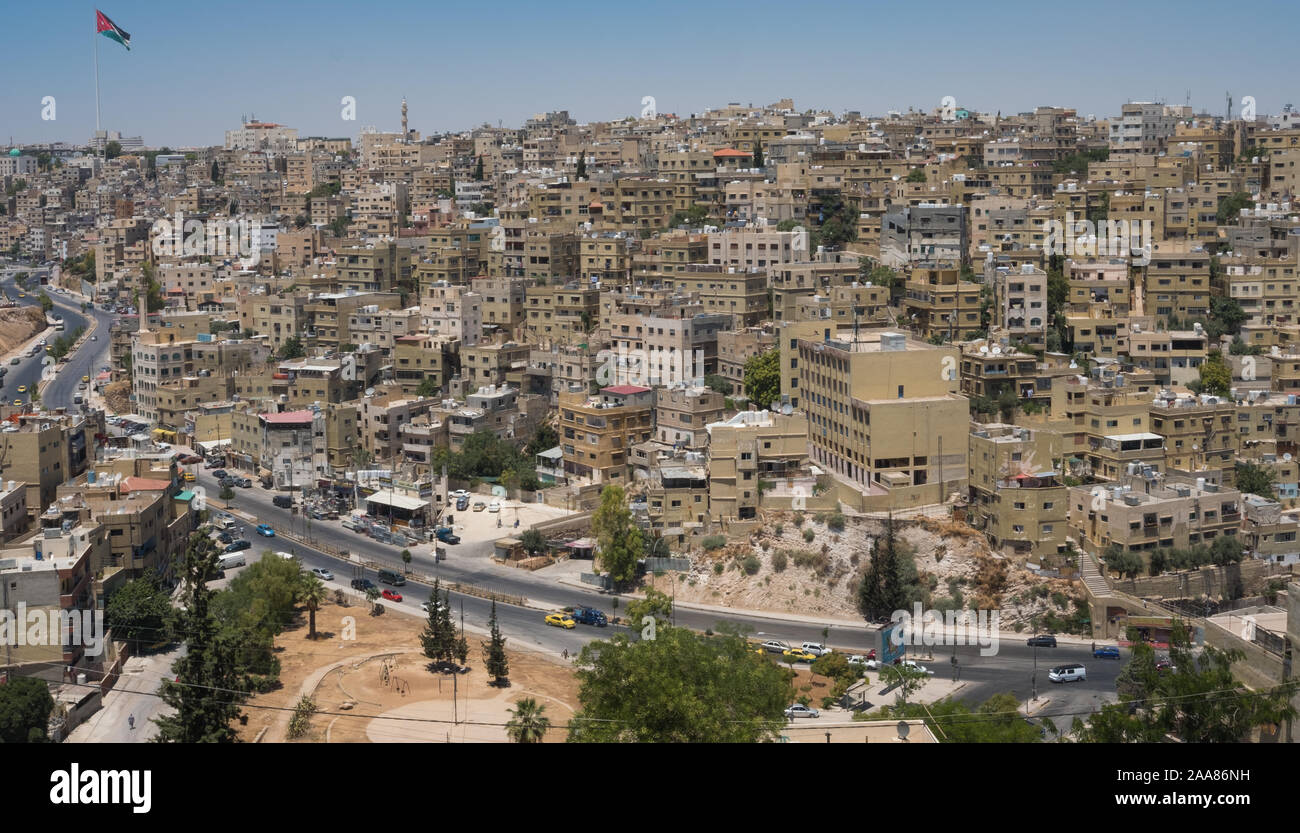 Densely built up roads hi-res stock photography and images - Alamy