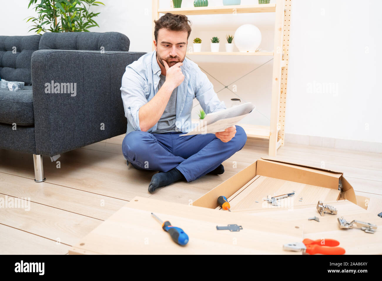 Installation instructions hi-res stock photography and images - Alamy