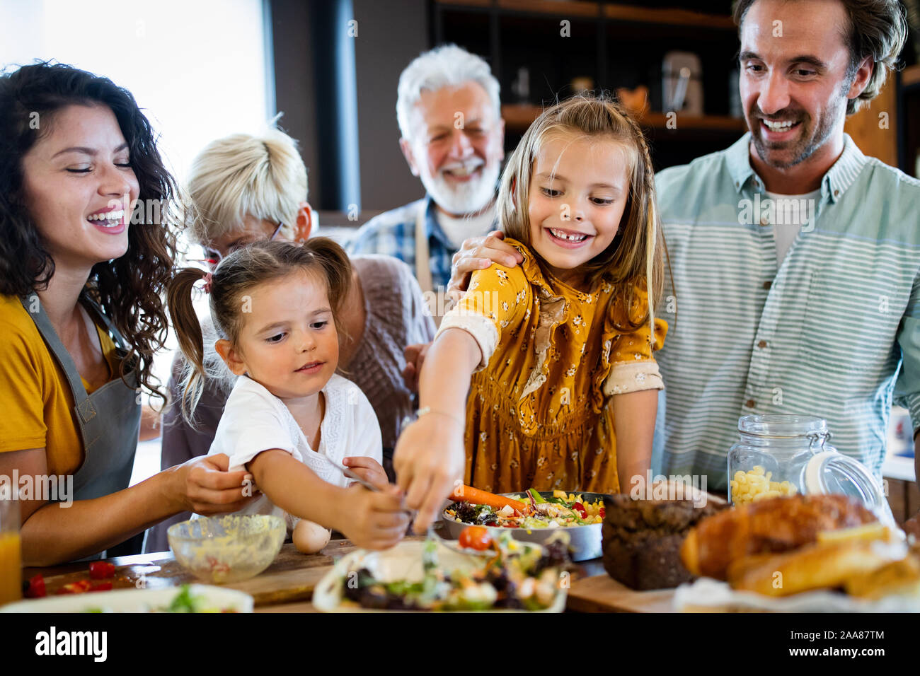Generations family home hi-res stock photography and images - Alamy