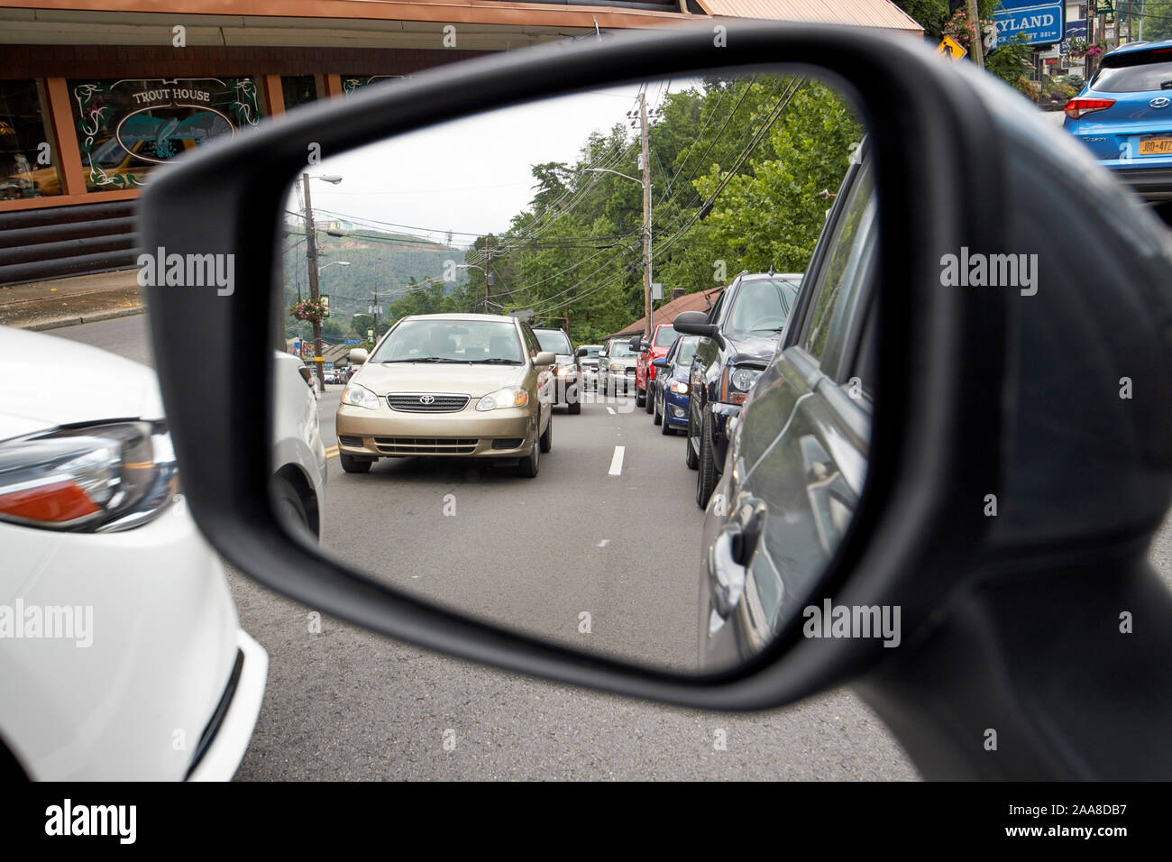 Side view mirrors hi-res stock photography and images - Alamy