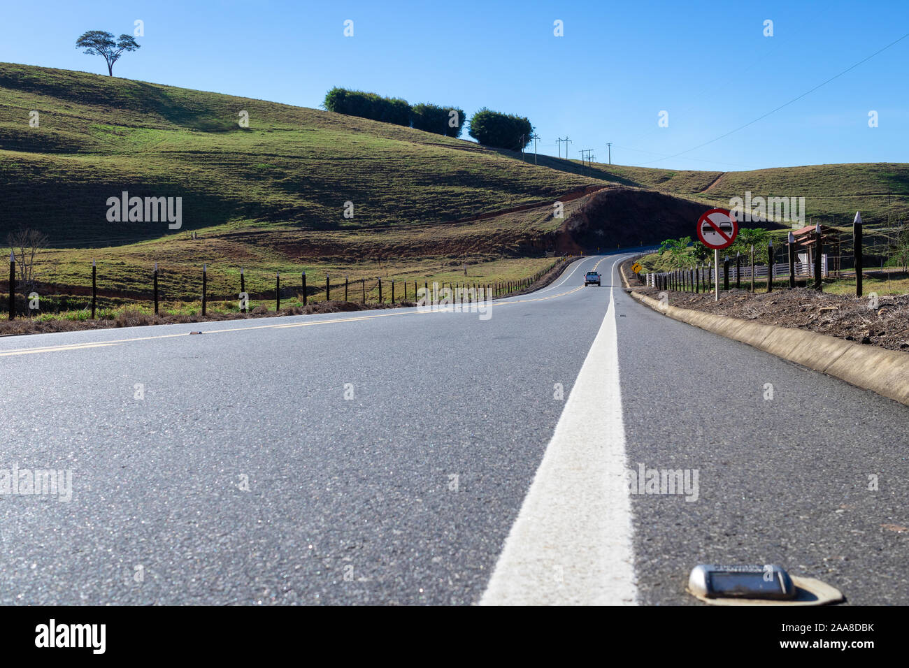 Spring hill road hi-res stock photography and images - Alamy