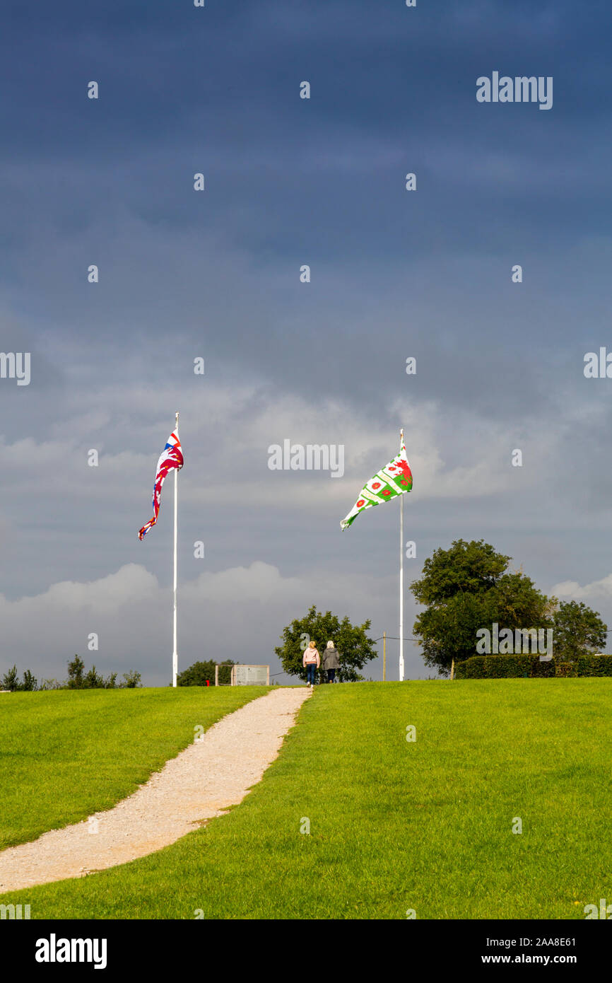 The flags of the two sides - the Houses of York and Lancaster - at the ...