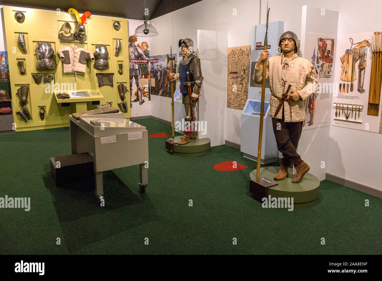 Armour armour display hi-res stock photography and images - Alamy