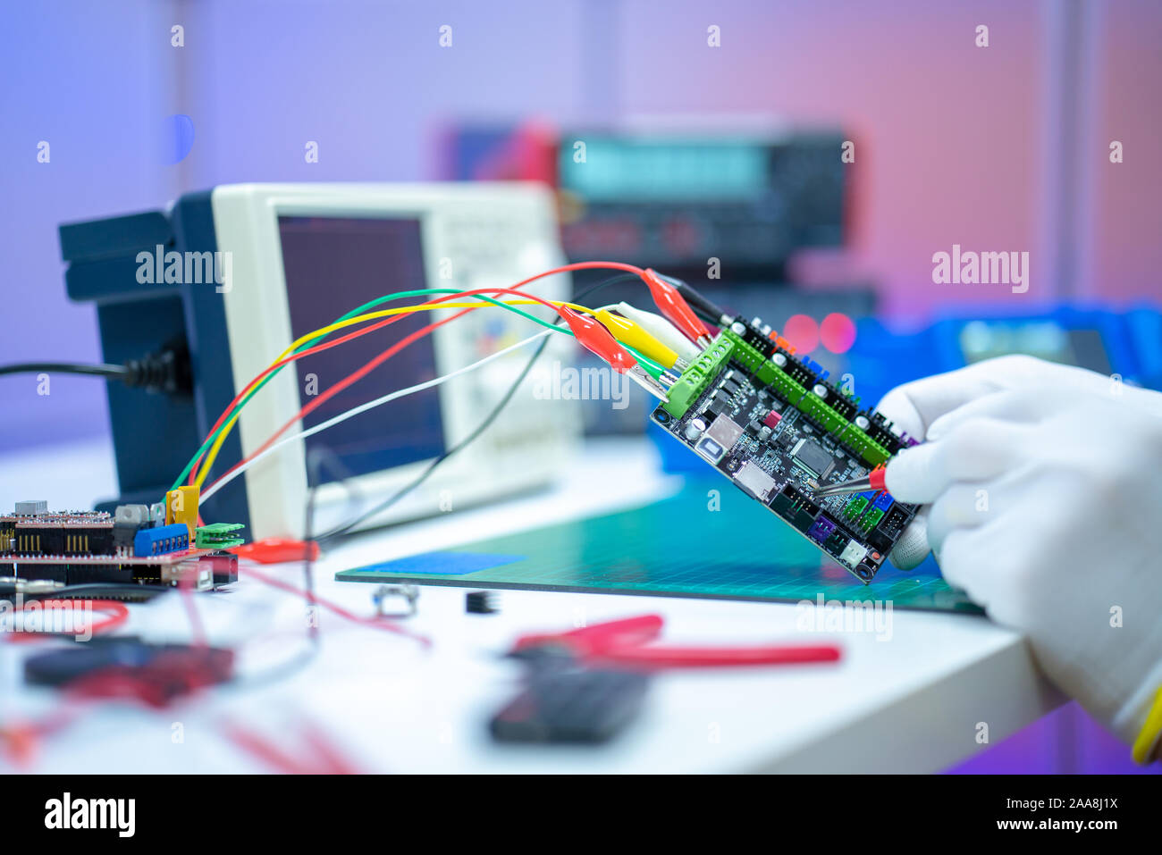 Development of electronic devices in the modern electronics laboratory ...