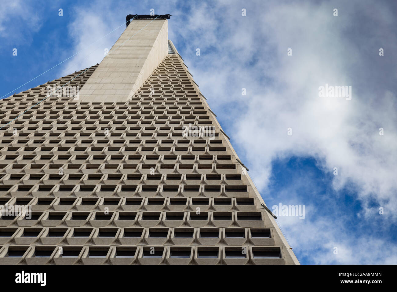 Building from below hi-res stock photography and images - Alamy