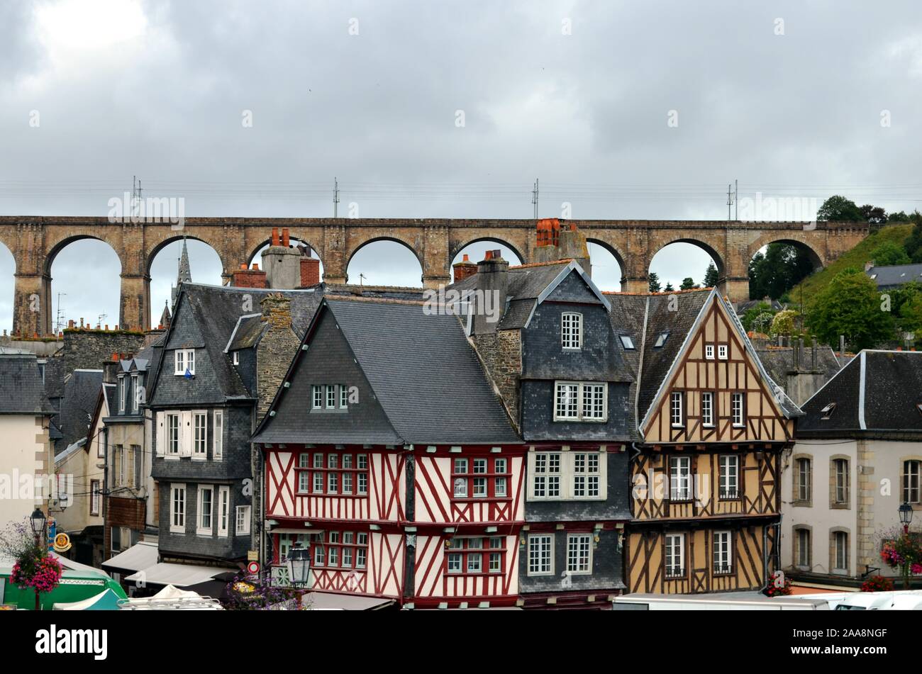 view-of-morlaix-in-brittany-with-railway-viaduct-stock-photo-alamy