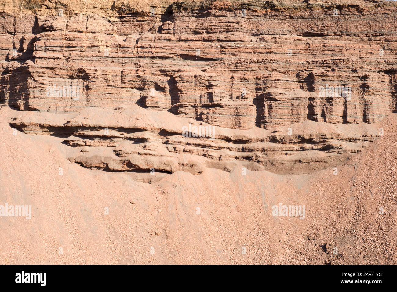 texture of rock, mine. Loose rock, after excavation, when mining metal ...