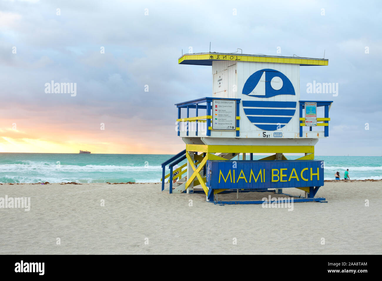 Miami beach lifeguard station hi-res stock photography and images - Alamy